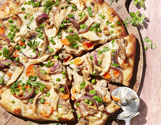 Chicken Pot Pie Pizza | Foodland Ontario