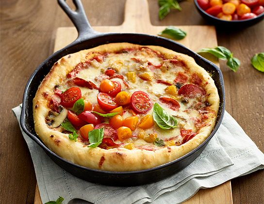 Deep-Dish Pizza with Fresh Tomatoes | Foodland Ontario