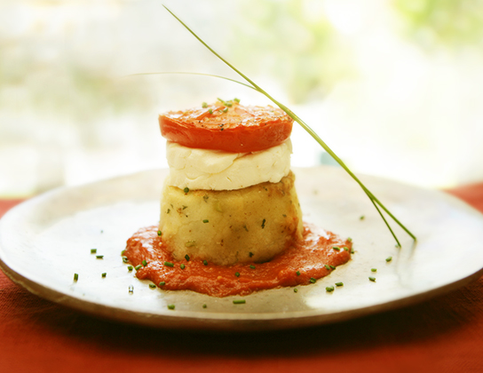 Herbed Potato Towers with Roasted Tomato | Foodland Ontario